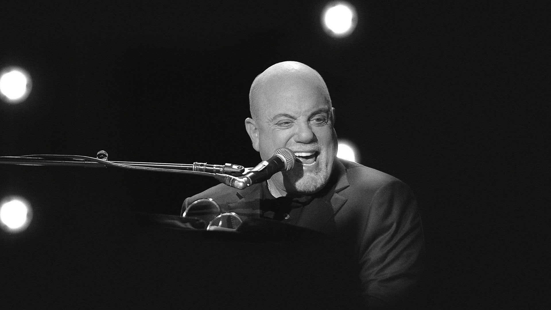 Billy Joel in Black & White | Sky.com