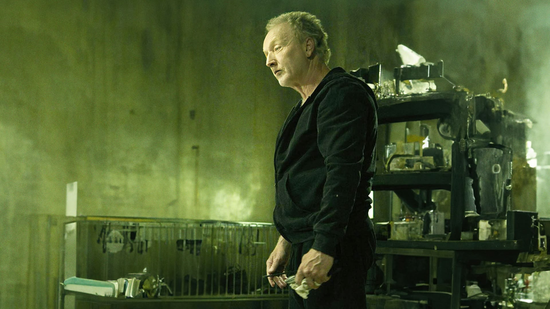 Peter Outerbridge Saw