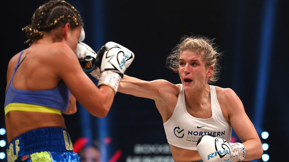 April Hunter Vs